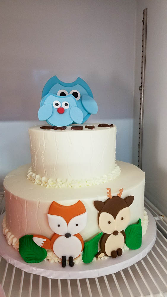 Custom Cakes | Flowers Bakery Cafe - Flowers Bakery Cafe