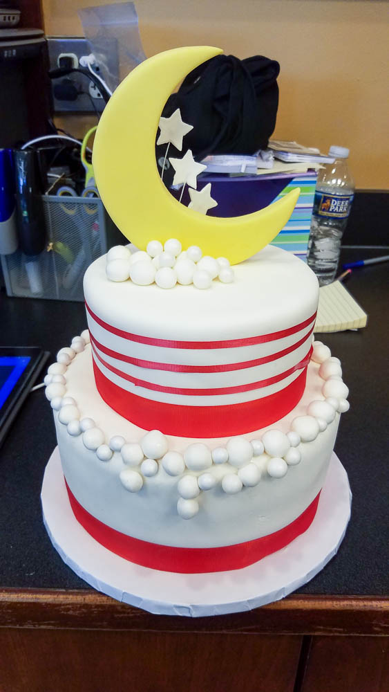 Custom Cakes | Flowers Bakery Cafe - Flowers Bakery Cafe