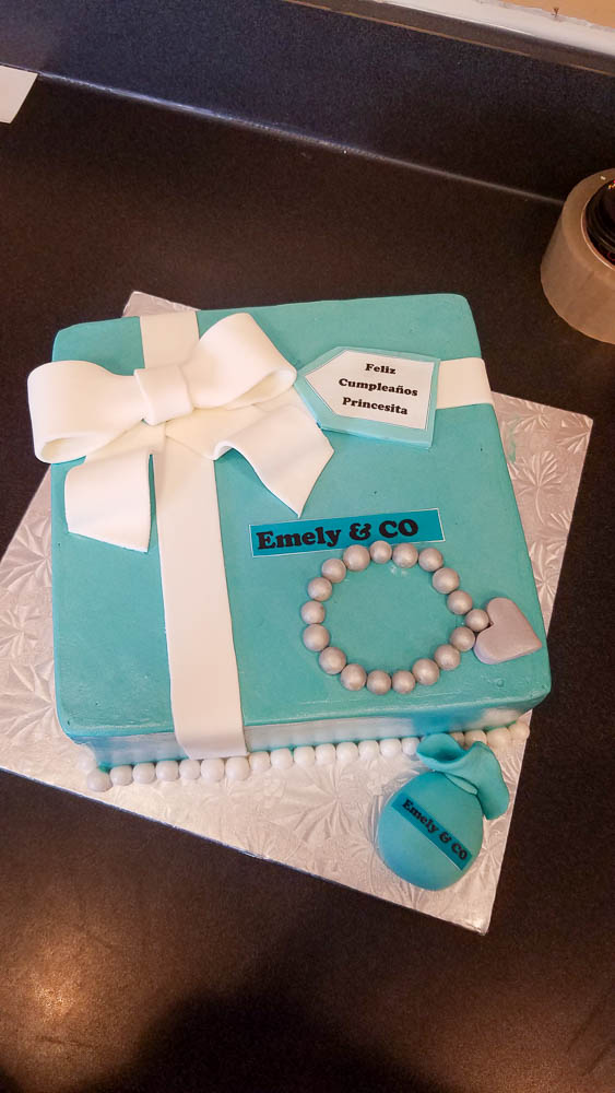 Custom Cakes | Flowers Bakery Cafe - Flowers Bakery Cafe